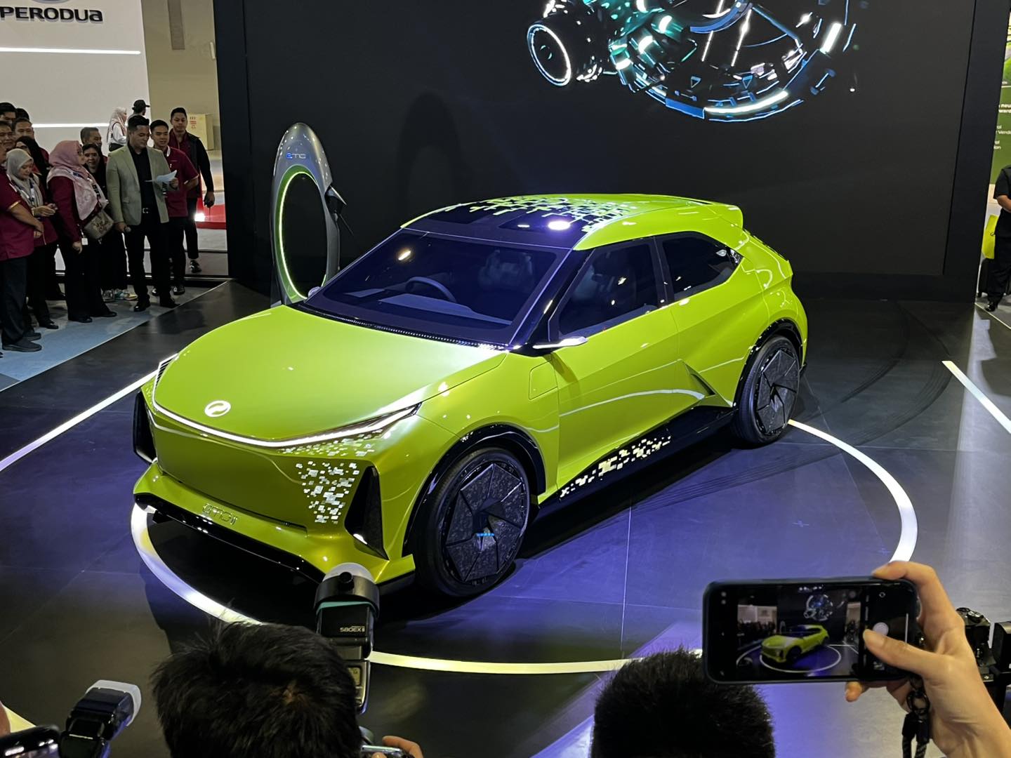 PERODUA EMO II Concept – Dunia E-Hailing & P-Hailing